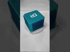 Sistema di navigazione inerziale compatto e per aeromobili con modalità integrate di pura inerzia e GNSS per dati di posizionamento e di orientamento precisi