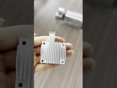 As torres refrigerando expulsaram os perfis de alumínio, pás do ventilador de alumínio do teto