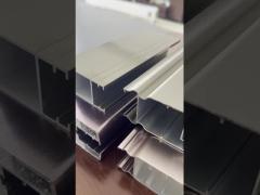 Profils en aluminium d'extrusion peints par poudre blanche pour la porte coulissante