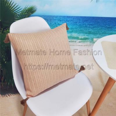 China 85% PP Raffia+15% PET，18*18 inch，Cream,white,grey,red,pink,orange,gold，Waterproof Wicker Patio Throw Cushion for sale