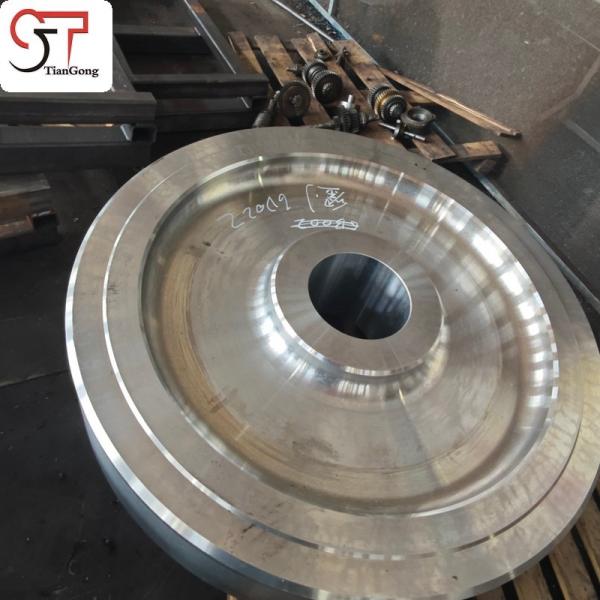 Quality Customized Free Forged Crane Wheel Hub For Heavy Duty Port for sale