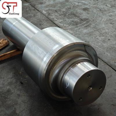China 42CrNiMo Free Forging Impact Resistant Planetary Gear Step Shaft For Wind Power Turbines for sale