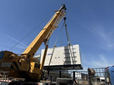 China Industrial 1000kW Silent Generator Set with Yuchai Engine for Reliable Backup Power for sale