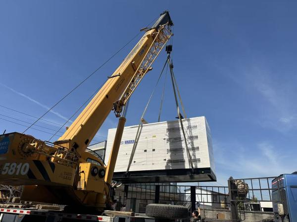 Quality Industrial 1000kW Silent Generator Set with Yuchai Engine for Reliable Backup Power for sale