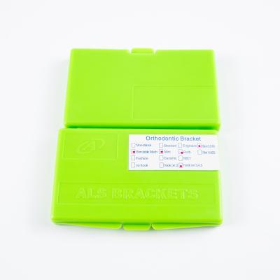 Cina CCC Certified Mini Ortodontic Bracket Bondable Metal Dental Teeth Molar Braces in vendita