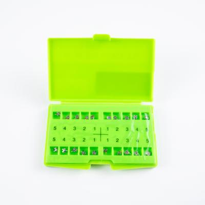 Cina CCC Certified Mini Ortodontic Bracket Bondable Metal Dental Teeth Molar Braces in vendita