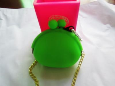 China New fashion 100% food grade silicone shoulder bag,tote bag,ladies' bag with chain for sale