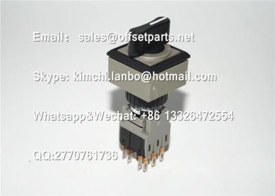中国 komoriのオフセットの部品機械のための5BB-6101-230 AG225-P6B33のkomoriの押しボタン スイッチ元の部品 販売のため