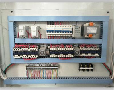 Китай Автоматический широколенточный шлифовальный станок для металла с системой пылеудаления продается