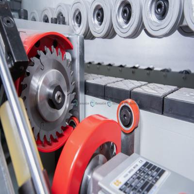 Cina Bordatrice per mobili per porte, bordatura automatica 0.6Mpa - 0.8Mpa in vendita