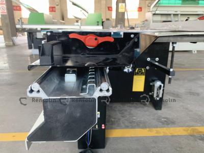 Cina Seghe di legno compensato di alta qualità macchina di taglio seghe a tavolo scorrevole per la lavorazione del legno in vendita