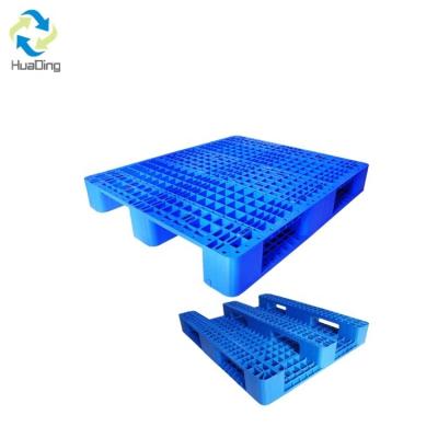 中国 リサイクル素材 1200x1200mm 3つのランナーと単面スタイルのプラスチックパレット 販売のため