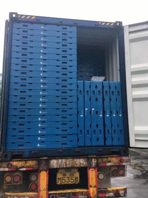 Cina Peso unitario 16 kg Palette di secchio a doppia faccia in plastica a 4 vie per bottiglie d'acqua da 5 galloni in vendita