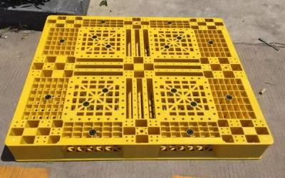 China Stackable Pallets 1200*1000 HDPE Plastic Pallet for Heavy-Duty Applications for sale
