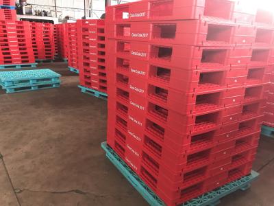 Cina Colore blu Tre corridori pallet di plastica con gomma antiscivolo inserita in vendita