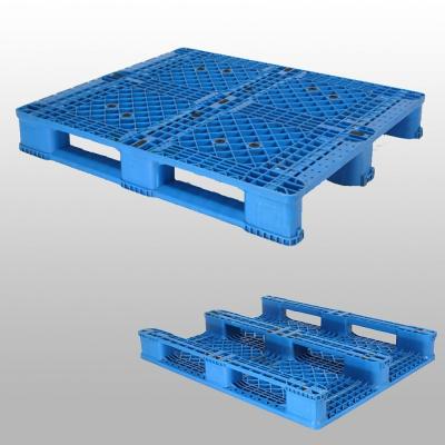 China HDPE Pallets for Heavy Duty Pallet Racking Customized Color and Silk Printing Logo for sale