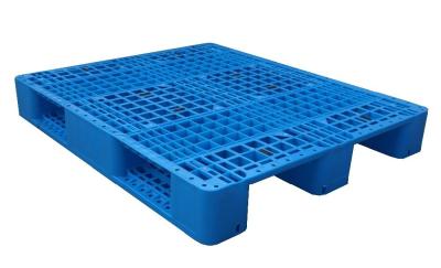 Cina 1200*1000*150 Palette di plastica HDPE tipo di ingresso a 4 vie per scaffalature carico 1000kg e durevole in vendita