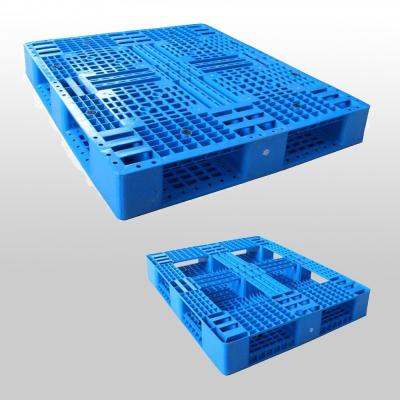 中国 HUADING 1300*1100mm 大サイズ 積み重ね プラスチックパレット 冷蔵庫用 高負荷容量 販売のため