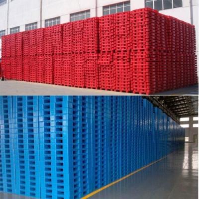中国 格安なHUADING フォークリフト 収納 プラスチックパレット 4 方向入口 単面型 販売のため