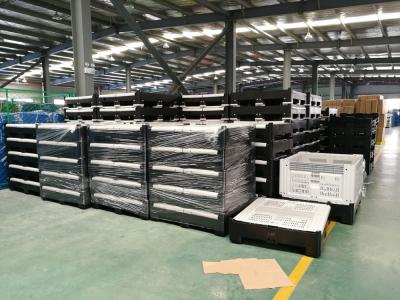 China Schwarze Unterseite und grauer Körper Kunststoffpalettenbox für Laderaufbewahrungsgeräte Spritzguss zu verkaufen