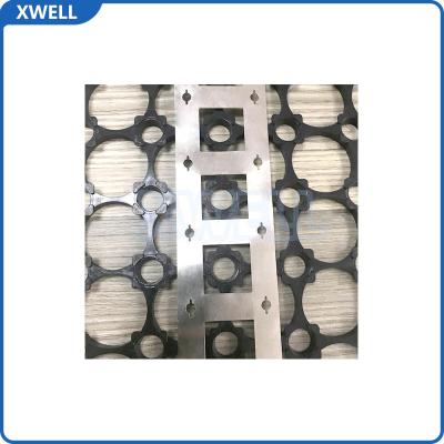 China 18650 / 21700 / 26650 / 32650 / 33140 Nickel Battery Connection Strips for Lithium Battery Packs for sale
