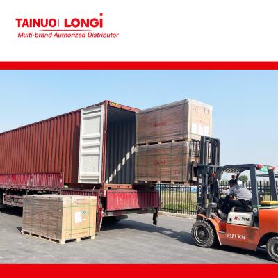 China Longi Solar Hi-MO X6 590W 595W 600W Zwarte zonnepanelen met halfceltechnologie Te koop