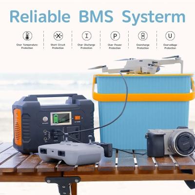Cina Potenza portatile solare a ioni di litio Batterie banche di energia generatori di stazioni Potenza di uscita 110-240v in vendita