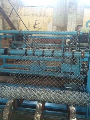 China 2m4m Breedte Volledige Automatische Enige Draad het voeden Keten Verbindingsomheining Machine Manufacturer Te koop