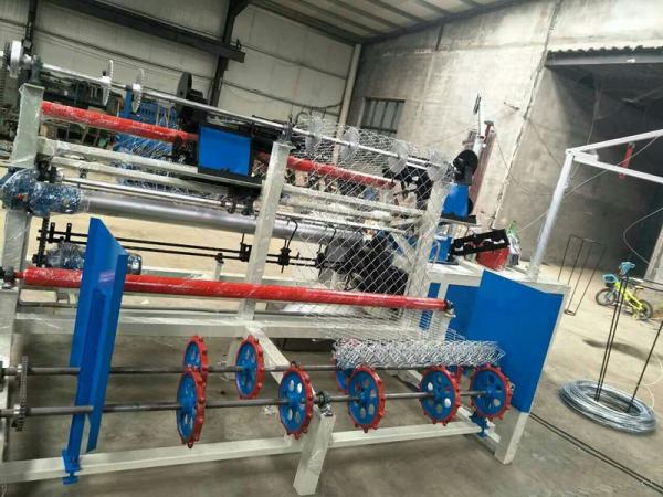 Quality 25mm-100 mm hole PLC control double wire full Automatic Chain Link Fence Machine,Diamond Mesh Machine for sale