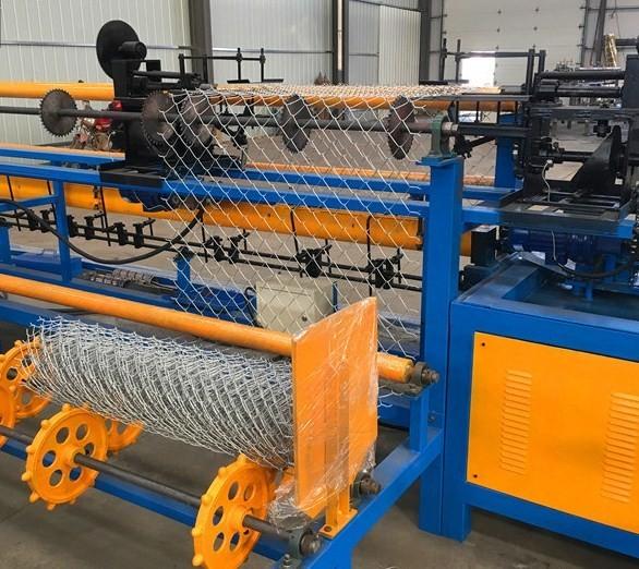 Quality PLC control single wire full Automatic Chain Link Fence Machine for sale