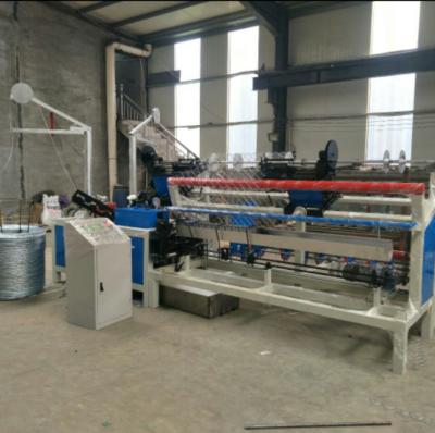 China Voller automatischer PLC-Steuerdoppelt-Draht-Fütterungskettenglied-Zaun Machine zu verkaufen