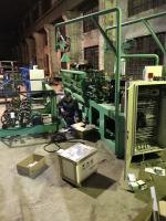China Double wire feeding Fully Automatic Chain Link Fence Making Machine with CE certificate for sale
