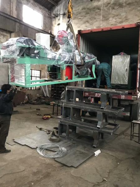 Quality High Production Automatic Reverse Twist Barbed Wire Making Machine for sale