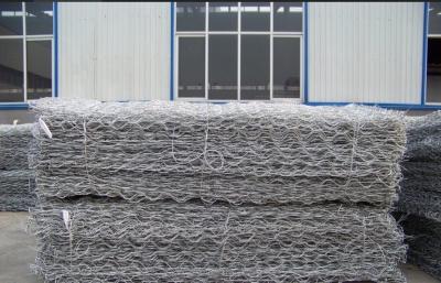 Cina resistenza all'abrasione del canestro della maglia del gabbione di 80mmx100mm 2mX1mX1m economica in vendita