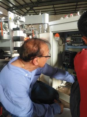 China 6-8 força de solda do tijolo dos pontos que faz a largura da máquina 65mm 115mm 165mm à venda