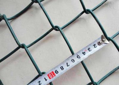 Cina il PVC di Mesh Diamond galvanizzato Lowes del filo di acciaio di 6ft ha ricoperto il ciclone Mesh Fencing in vendita
