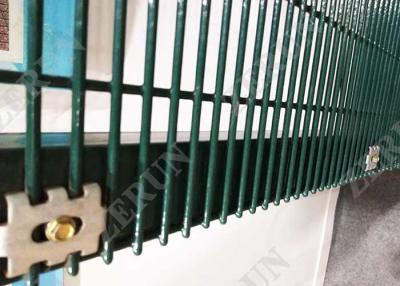 Cina La polvere ha ricoperto 358 Mesh Fencing, recinzione di perimetro di sicurezza aeroportuale in vendita