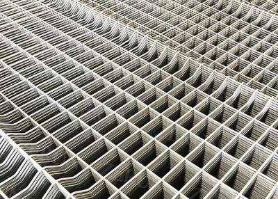 Cina Il triangolo che piega il PVC ha ricoperto il cavo saldato Mesh Fence di Mesh Panels 3D del cavo in vendita
