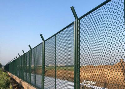 Cina Il PVC di Welded del recinto del confine del metallo di alta sicurezza ha ricoperto la recinzione del collegamento a catena in vendita