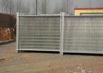 Cina Pannelli temporanei galvanizzati di recinzione di sicurezza dei costruttori di Panel 2.1*2.4m del recinto del collegamento a catena in vendita