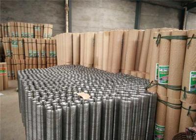 Cina l'elettrotipia di 20m ha galvanizzato il rotolo saldato del cavo, 3mm Mesh Fencing Rolls verde saldato cavo in vendita