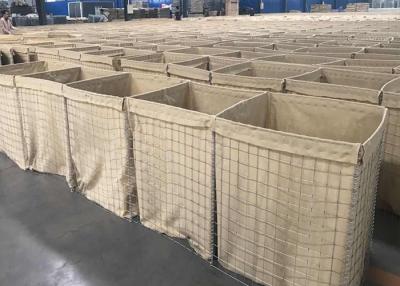 China Parede galvanizada da areia das pilhas da barreira 3 de Gabion Hesco da solda do mergulho quente à venda