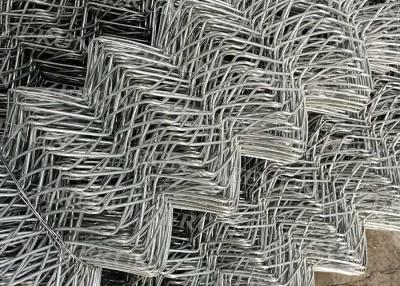 Cina ciclone galvanizzato 1*10m Mesh Fencing With Barbed Wire di pagina 2.5mm in vendita