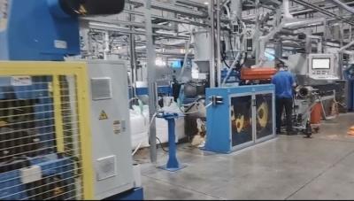 中国 80m/Min ワイヤとケーブルの挤出 2.5mm-25mm 完成した外径 販売のため