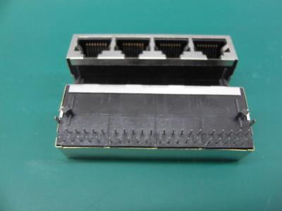 中国 1 x 4 多港 1000Base RJ45 ネットワークの延長ケーブルのカプラーの盾の女性 販売のため