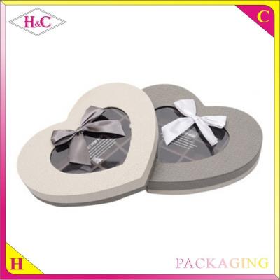 China Heart style 19 girds paper choeclate box with Pvc window for sale