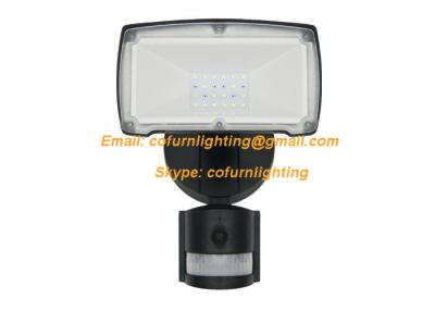 China Best Outdoor Motion Sensor Lights FloodLight Camera WIFI Security Lighting for sale