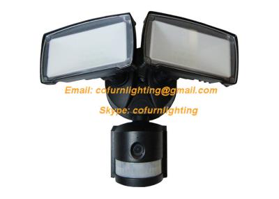 China FloodLight Camera LED Motion Sensor Security Lights Flood Light Built-in Camera for sale