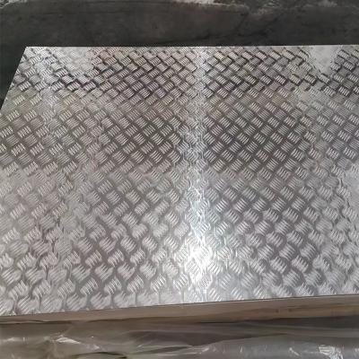 China 3000/5000 Series Chinese Manufacturer Supply 5 Bar & Diamond Aluminum Checker Plate Aluminum Sheet for sale