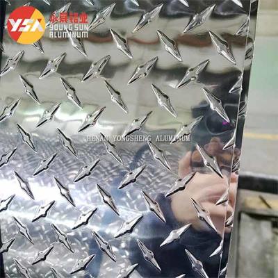 China Diamond Aluminum Checkered Plate 1050 1100 3003 5052 Embossed Aluminum Sheet for sale